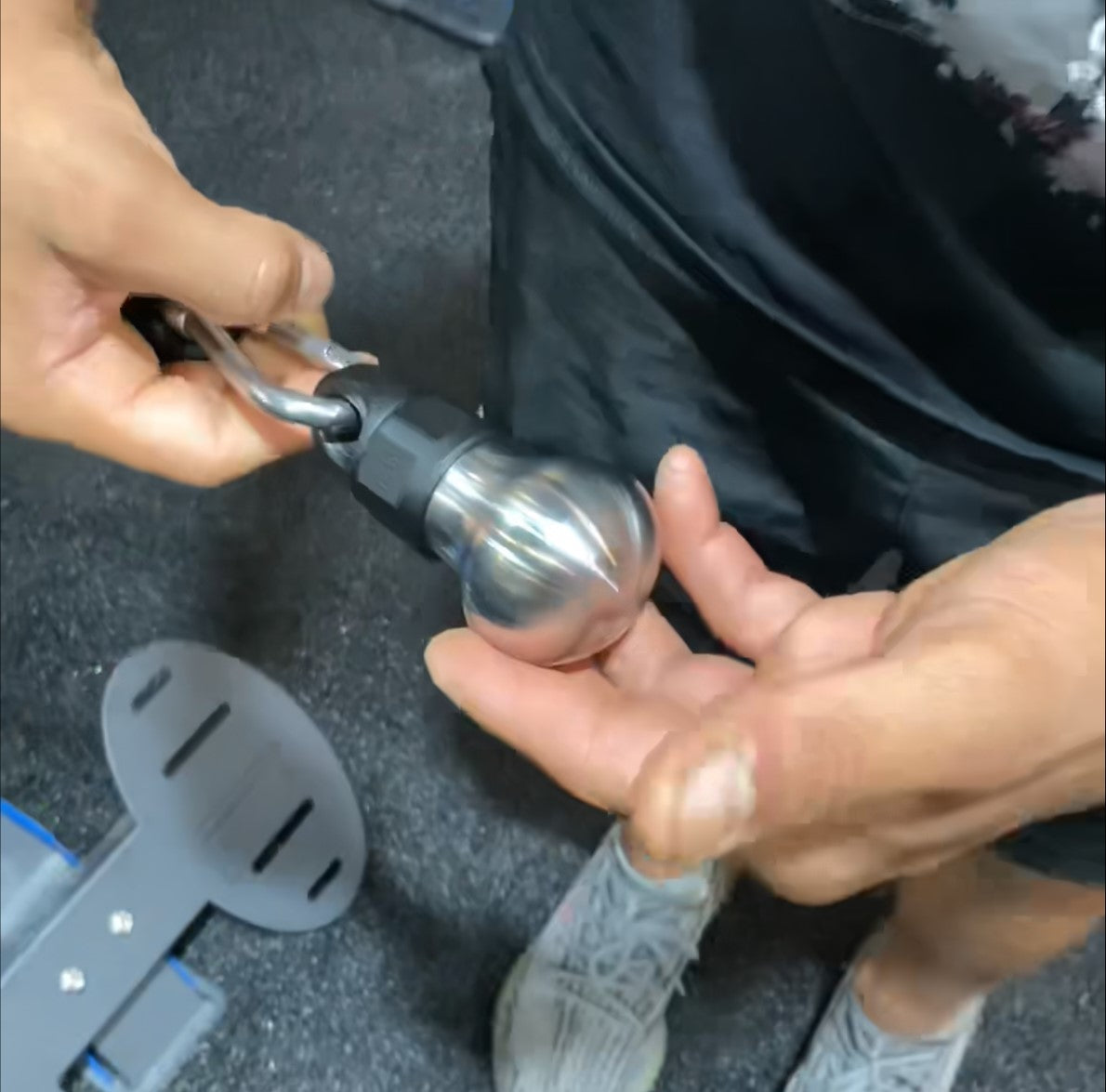 Strong Grip - Premium Rotating Cable Attachment - Egg Weights